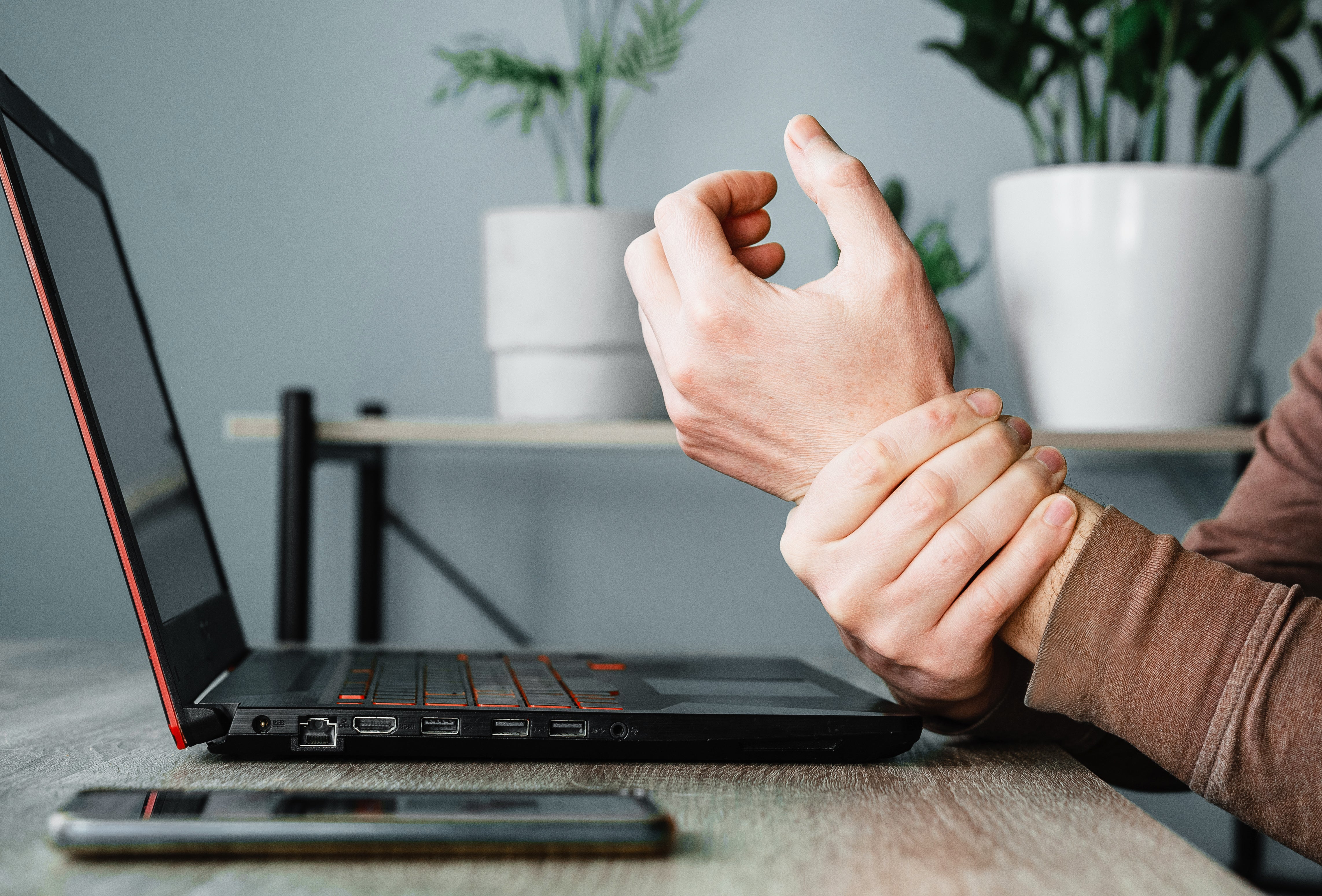 How Wrist Braces can be your solution to Carpal Tunnel Syndrome ...